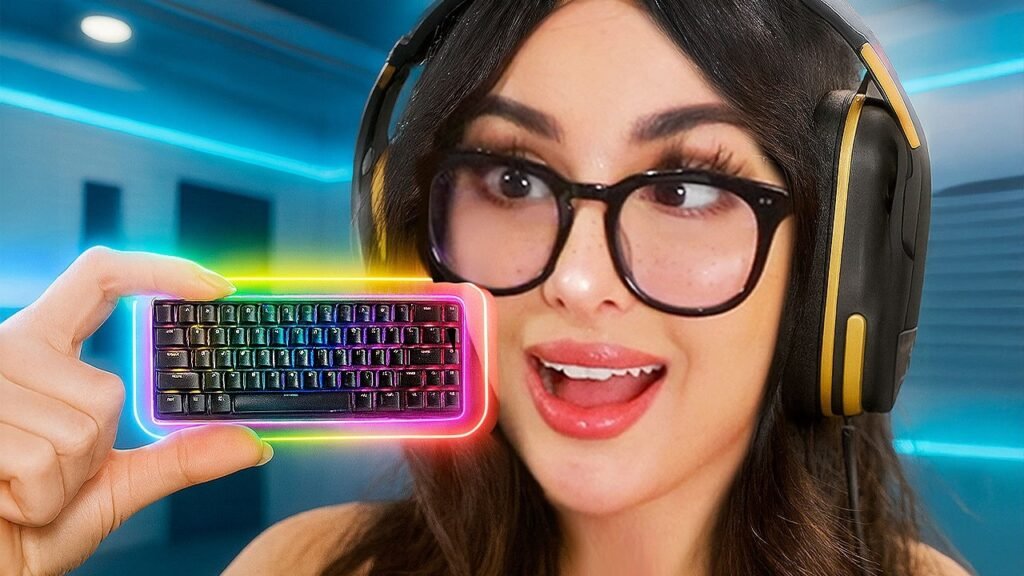 I Played ROBLOX on World’s SMALLEST Keyboards - Trending Online